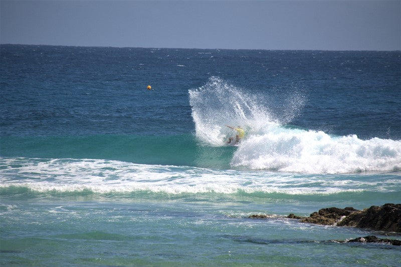 Snapper Rocks – Riptide Prints
