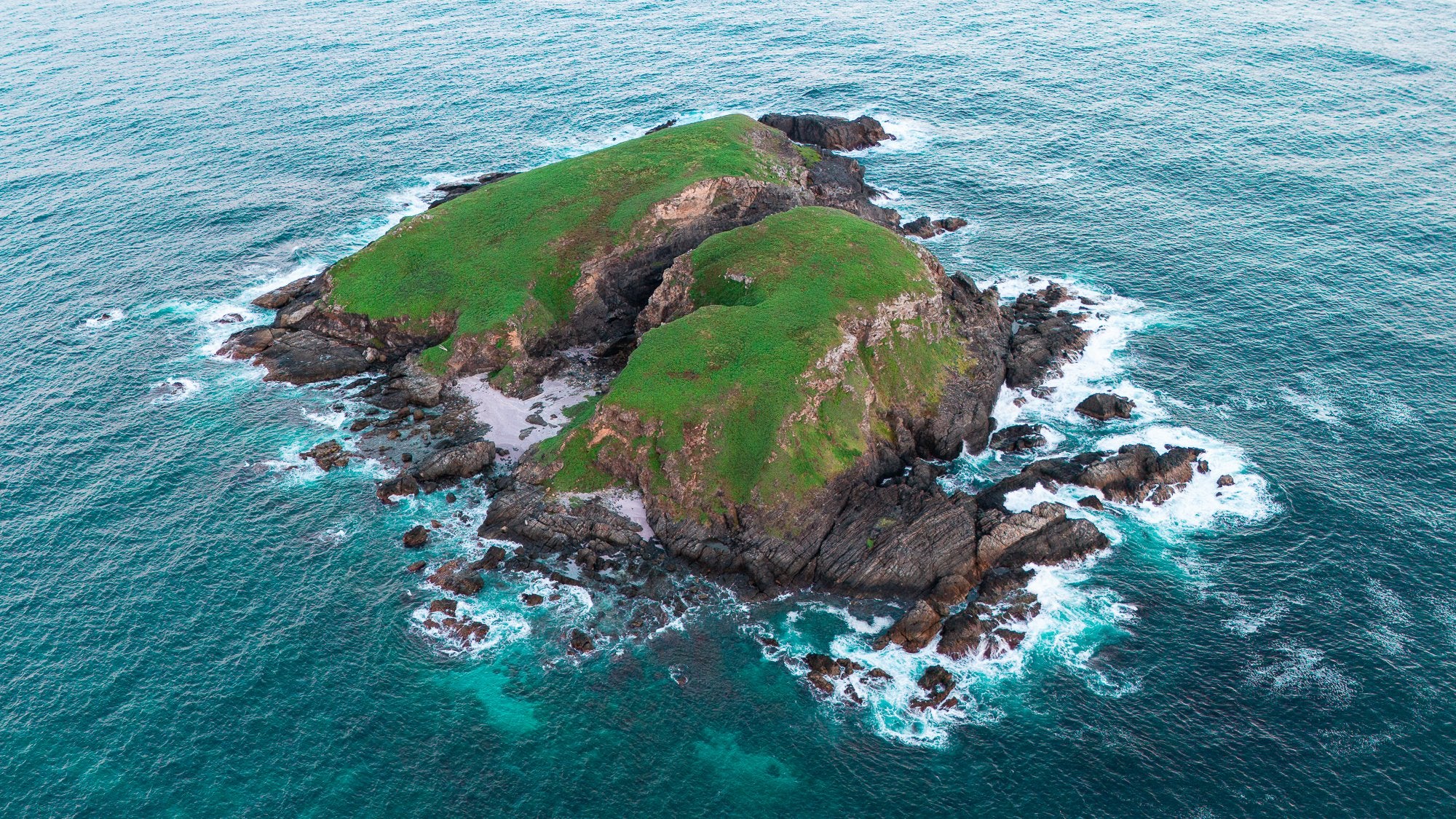 Split Solitary Island 2 – Riptide Prints